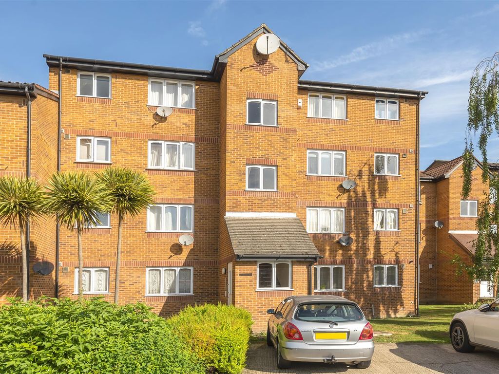 Studio for sale in John Silkin Lane, London SE8 - Zoopla