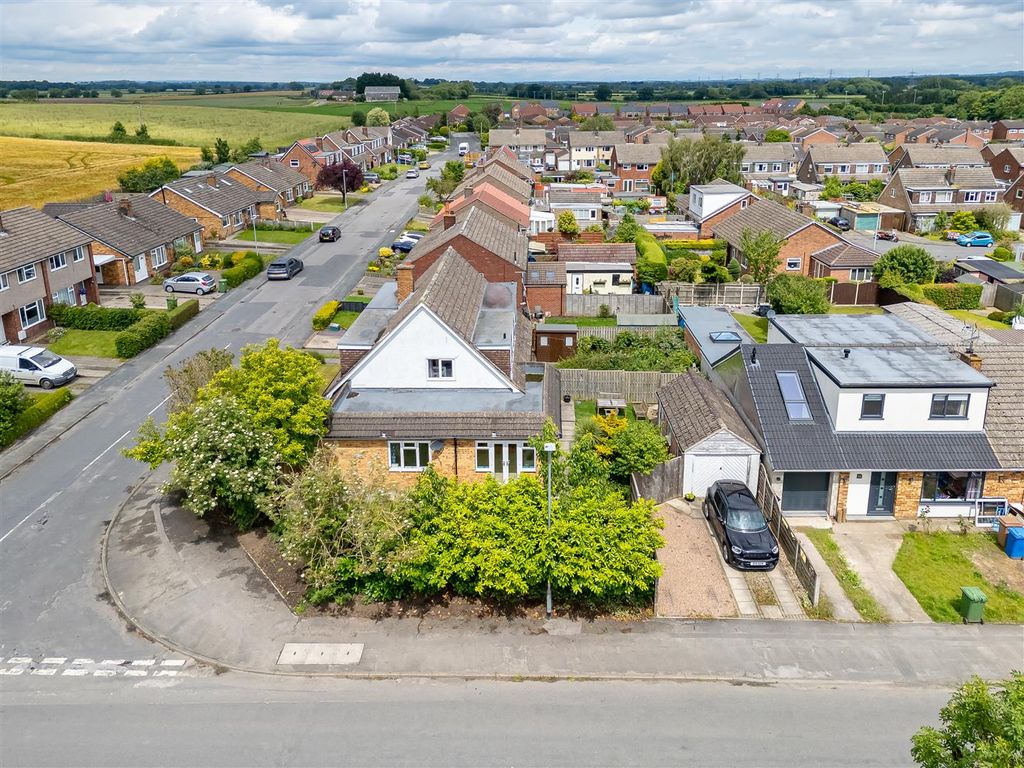 4 bed semi-detached house for sale in Moorfield Way, Wilberfoss, York ...