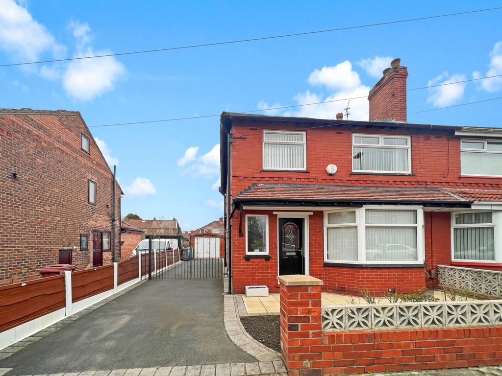 3 Bed Semi Detached House For Sale In Hembury Avenue Burnage