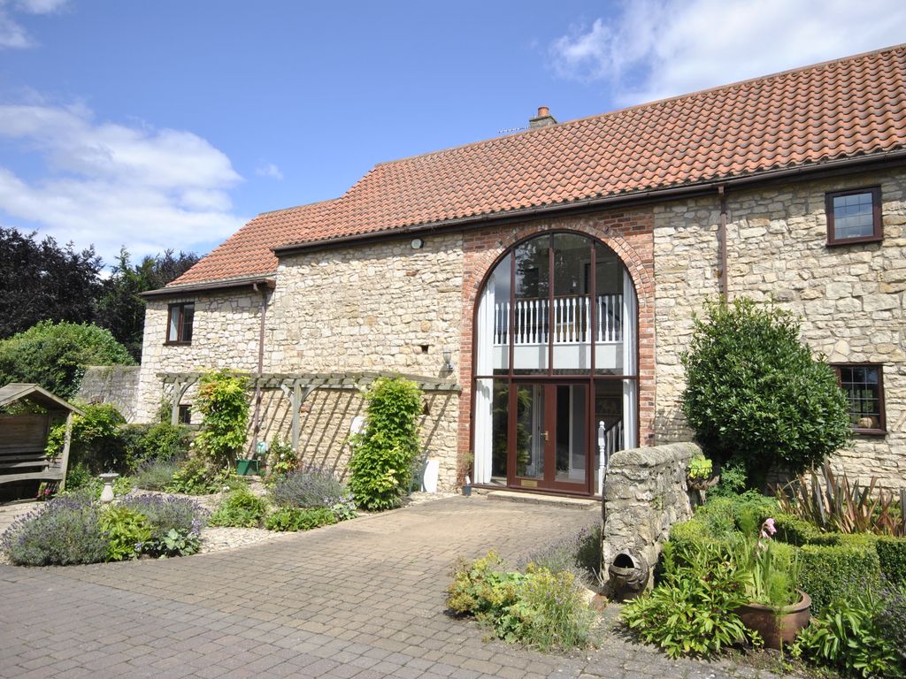 3 bed barn conversion to rent in Wilsic Road, Wilsic, Doncaster DN11 ...