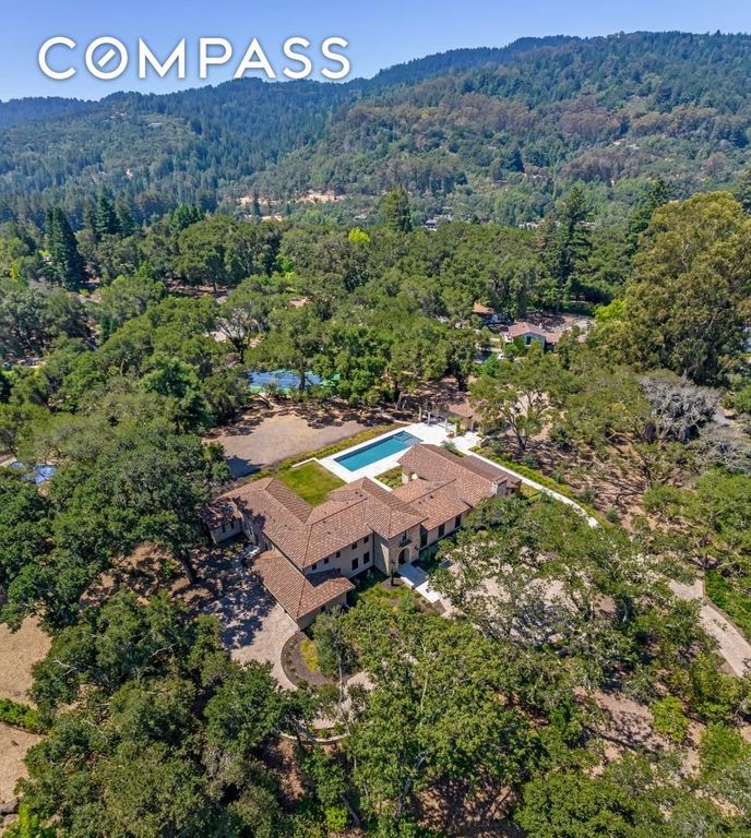 5 bed detached house for sale in 7 Blue Ridge Ln, Woodside, Us, £ ...