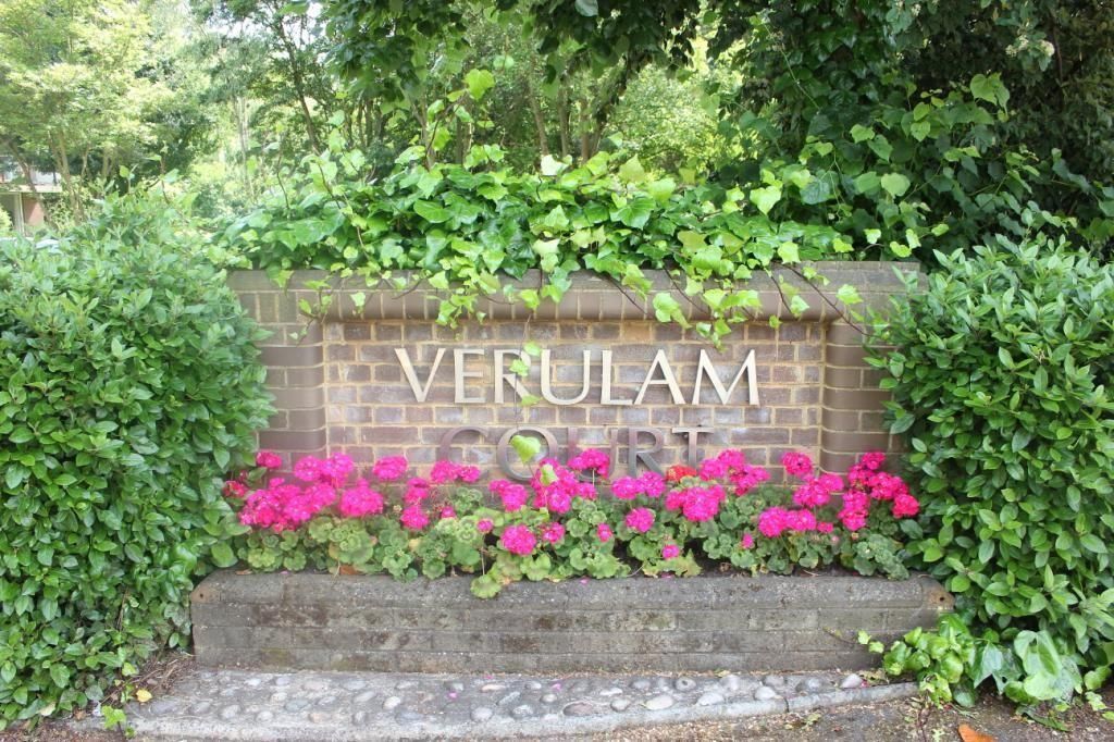1 bed flat for sale in Verulam Court, Woolmead Avenue, London NW9 - Zoopla