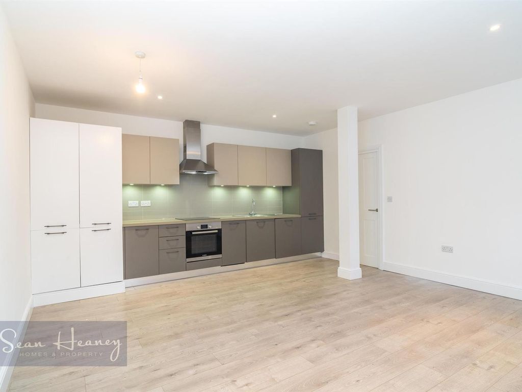 1 bed flat for sale in Station Road, Barnet EN5 - Zoopla