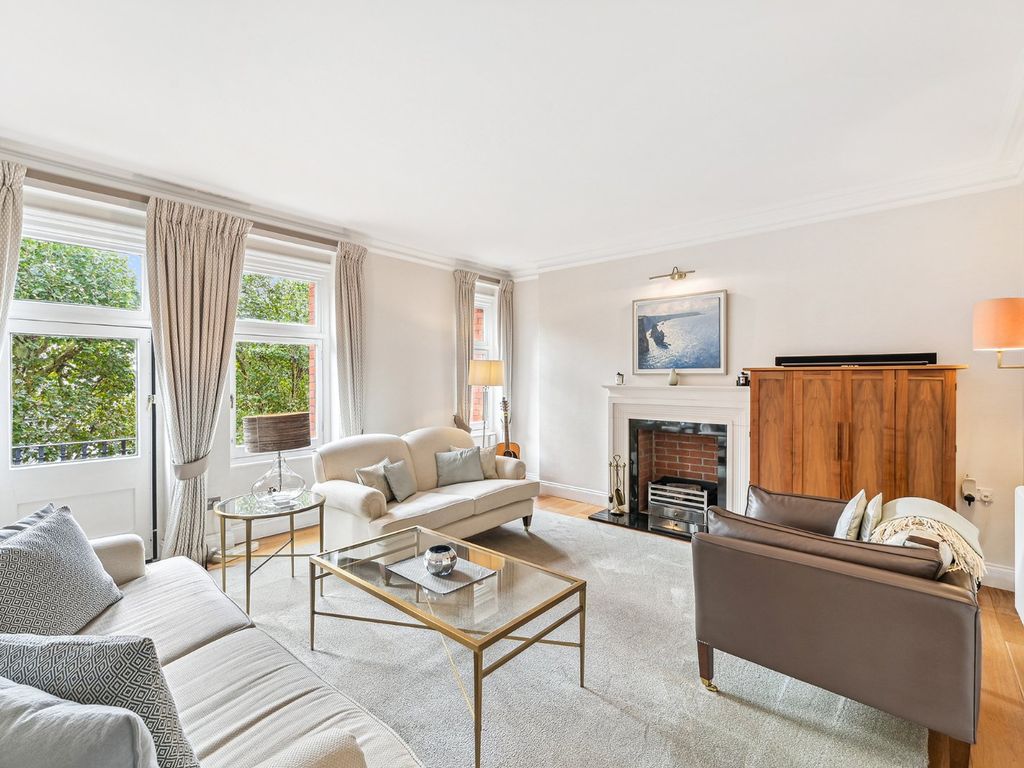 3 bed flat to rent in Iverna Court, London W8, £7,497 pcm - Zoopla