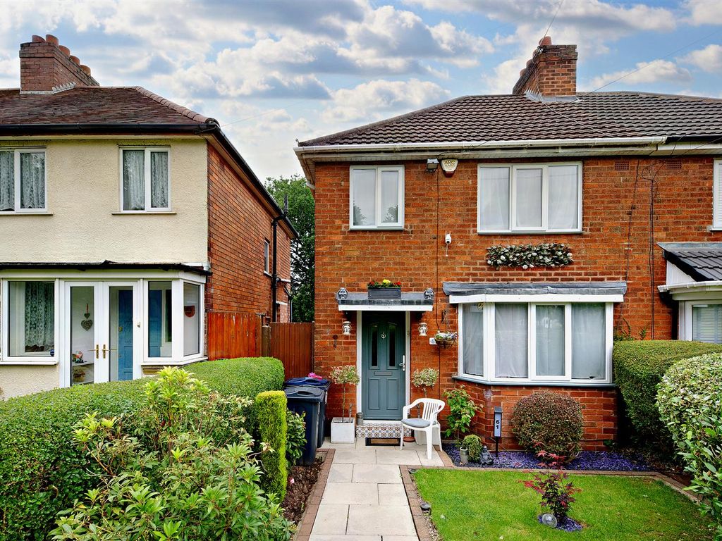3 Bed Semi Detached House For Sale In Monyhull Hall Road Kings Norton