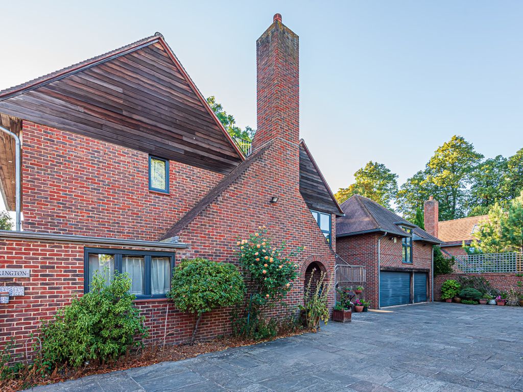 6 bed detached house for sale in Timms Close, Bromley BR1 - Zoopla