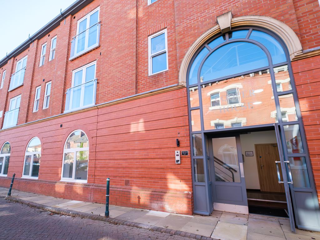 3 bed flat for sale in Silvester Street, Hull HU1, £234,900 - Zoopla