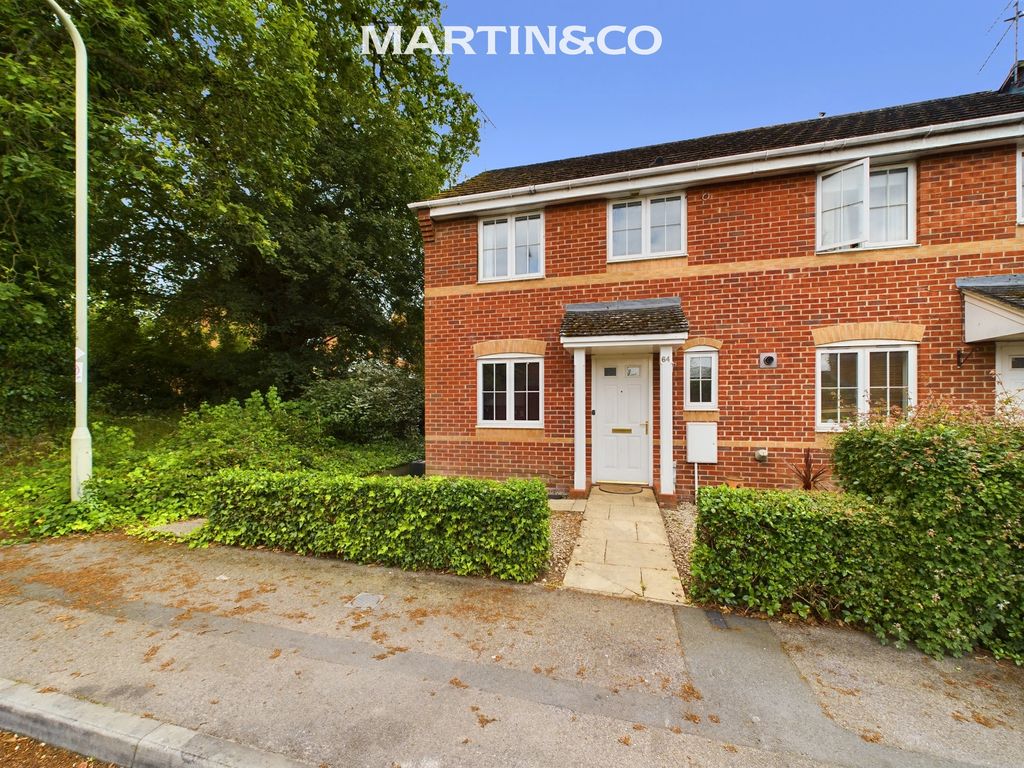 3 bed end terrace house to rent in Rayner Drive, Arborfield, Reading ...