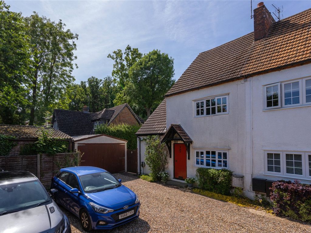 4 Bed Semi Detached House For Sale In Wood Lane End Hemel Hempstead