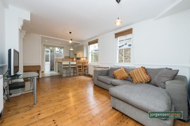 2 bed flat for sale in Ormiston Grove, Shepherds Bush W12, £560,000 - Zoopla