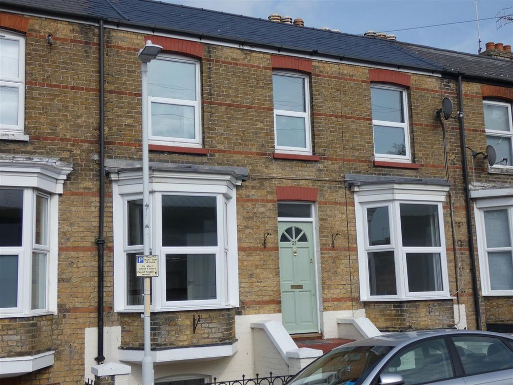 4 bed terraced house to rent in Upper Grove, Margate CT9, £1,200 pcm ...