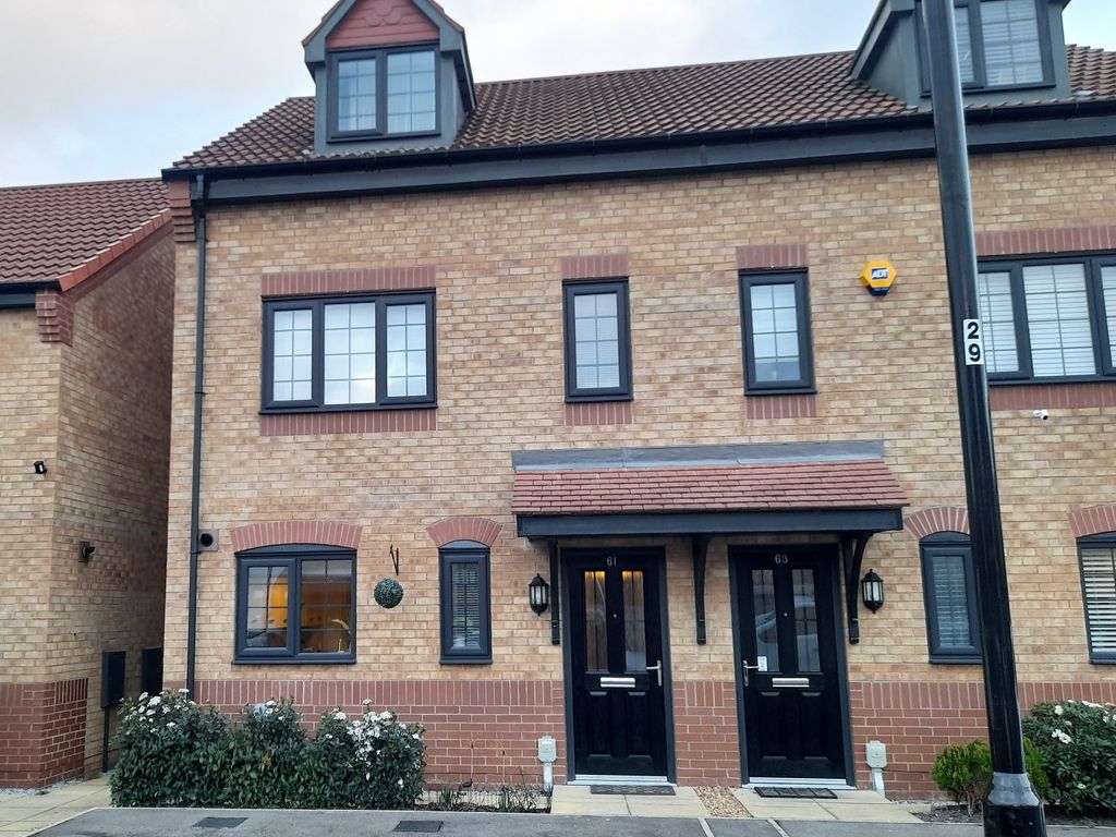 3 bed semi-detached house for sale in Riley Way, Hull, East Riding HU3 ...