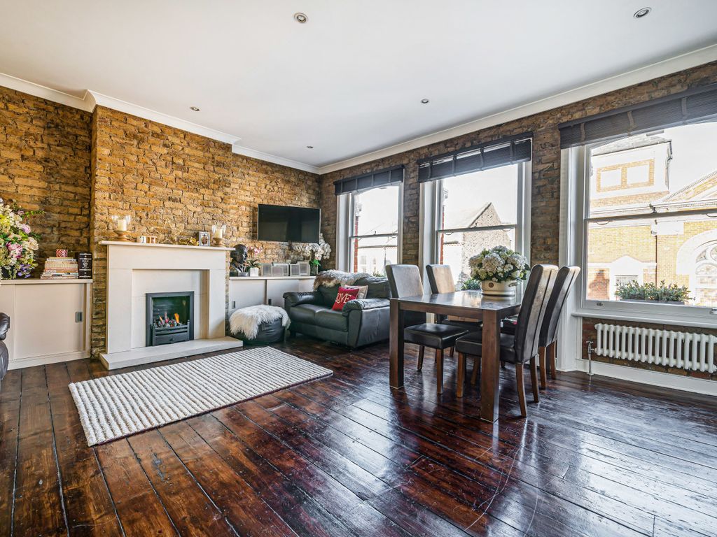 2 bed flat for sale in Dawes Road, London SW6, £625,000 - Zoopla