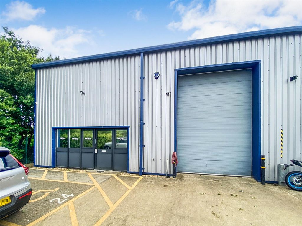 Unit 24 Phorpres Close, Hampton, Peterborough PE7, Warehouse for sale ...