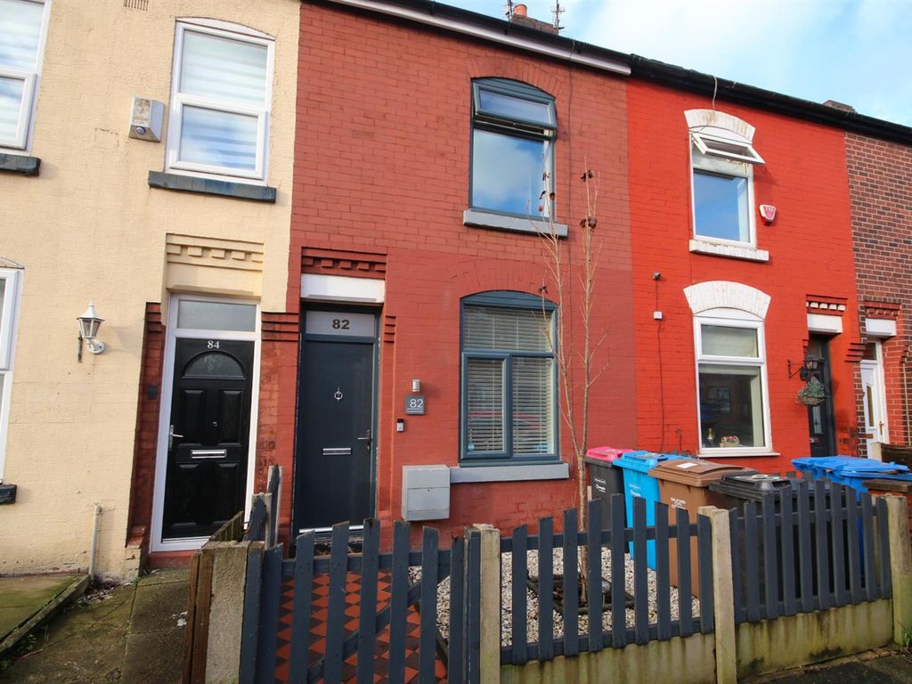 2 Bed Terraced House For Sale In Lansdowne Road Eccles Manchester M30