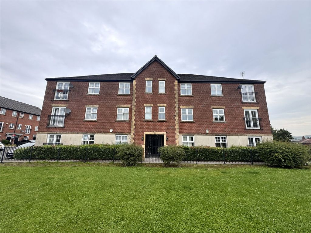 2 bed flat to rent in Newlands, Newbold Hall Drive, Firgrove, Rochdale ...
