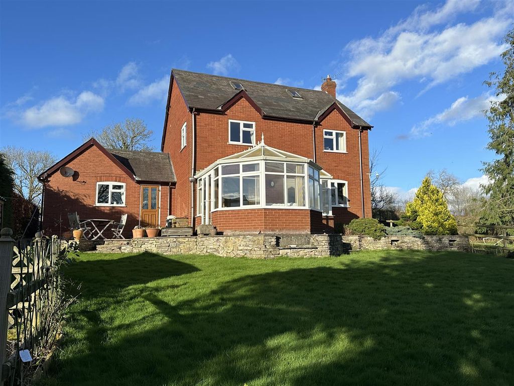 4 bed detached house for sale in Shobdon, Leominster HR6, £450,000 - Zoopla