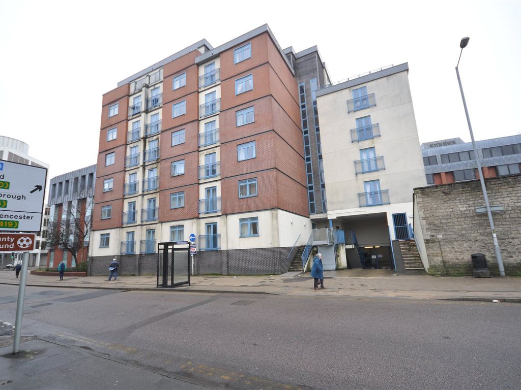 1 bed flat for sale in Wellington Street, Swindon, Wiltshire SN1 - Zoopla
