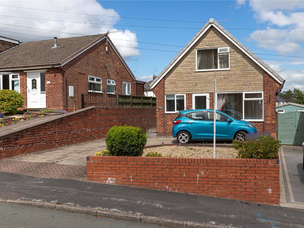 3 Bed Detached House For Sale In Fairhaven Grove Stoke On Trent