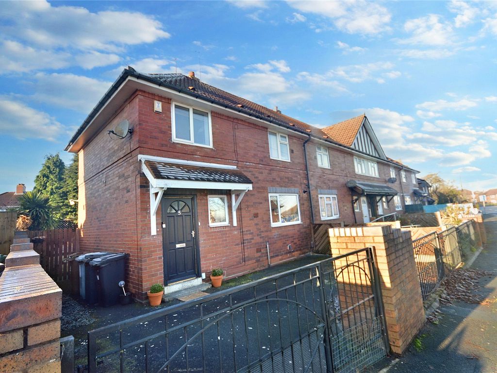 3 bed end terrace house for sale in Windmill Approach, Leeds, West ...
