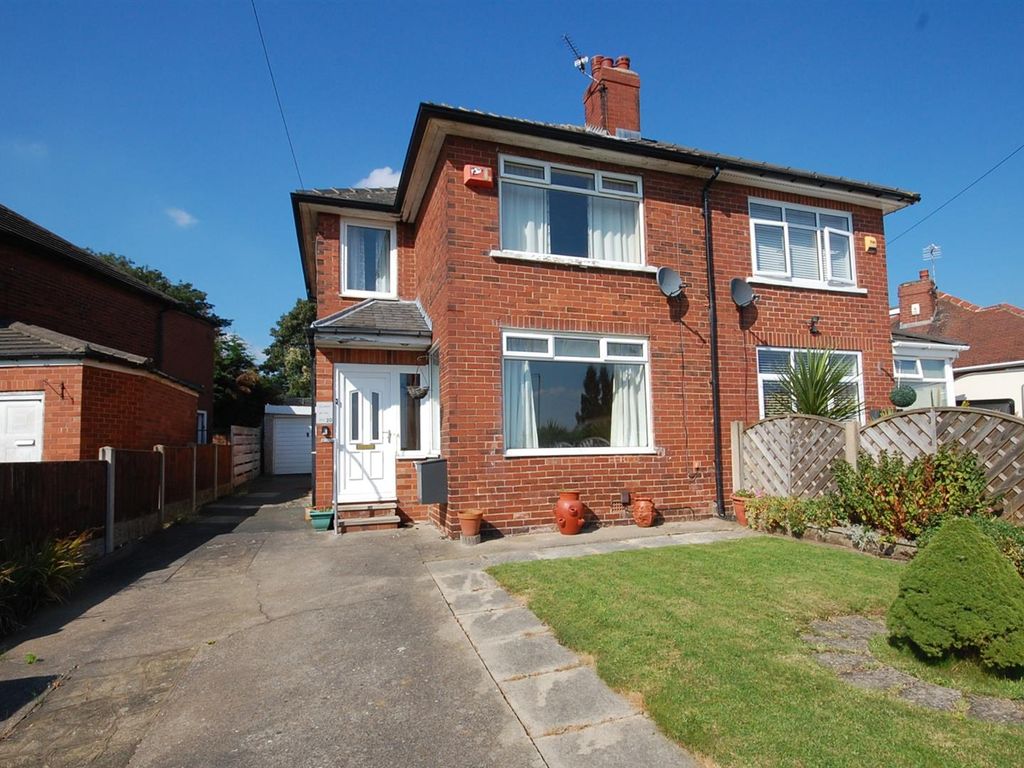3 Bed Semi Detached House For Sale In Pinfold Road Whitkirk Leeds