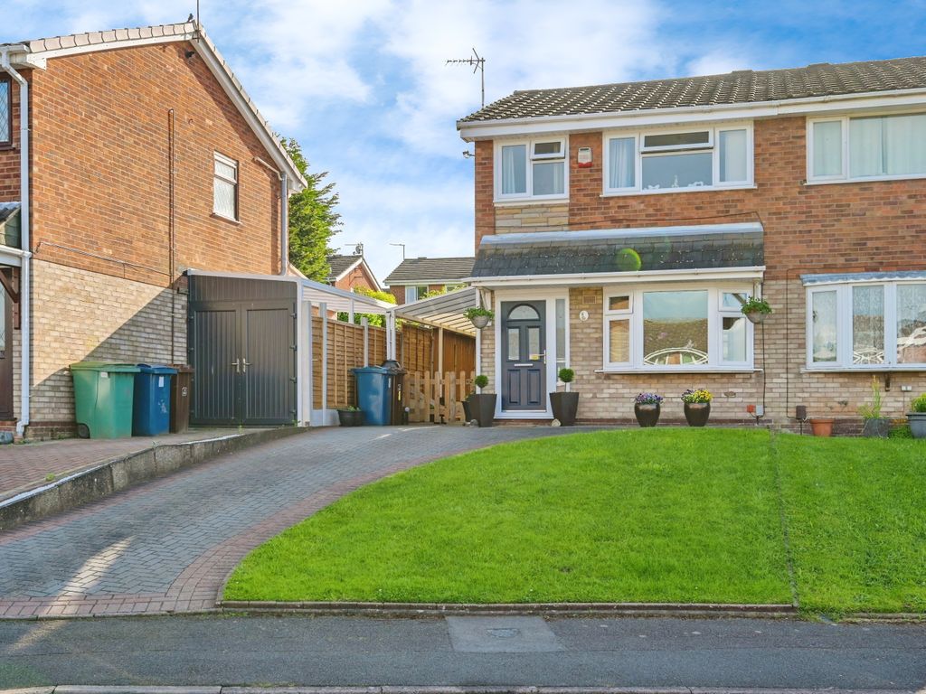 3 Bed Semi Detached House For Sale In Aspen Croft Stafford