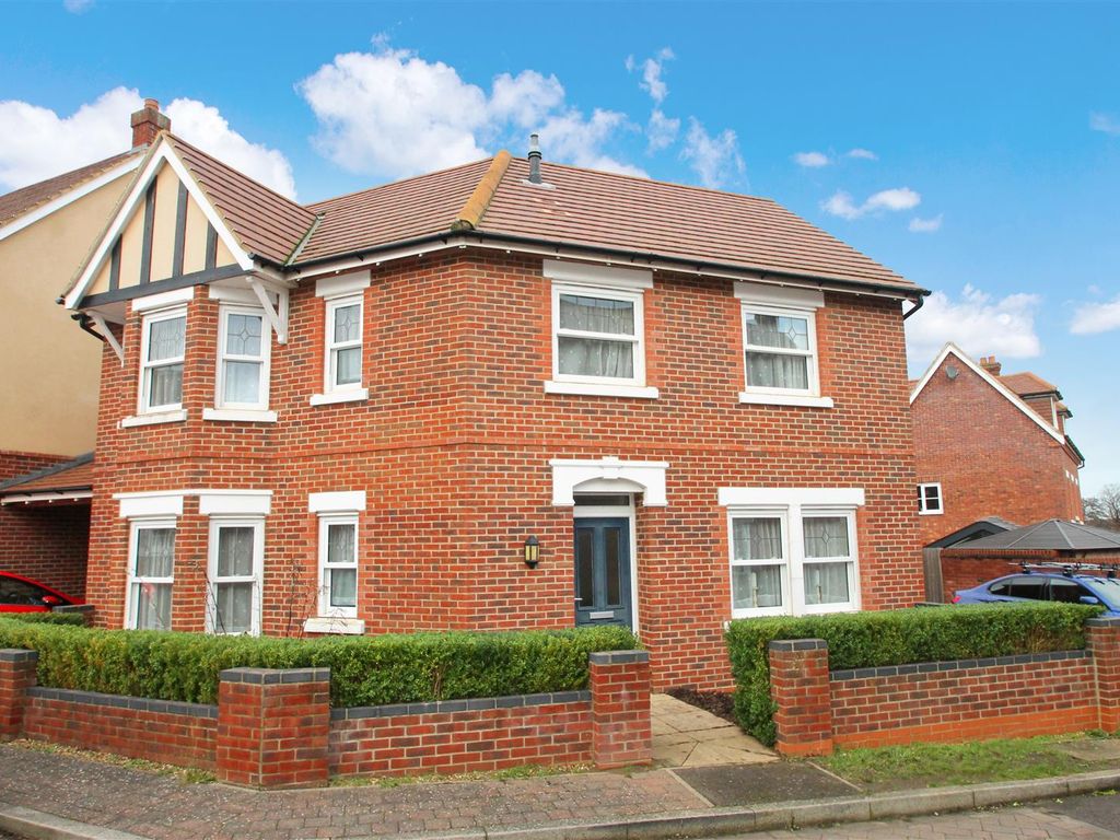 4 Bed Detached House For Sale In Hebbes Close Kempston Bedford Mk42