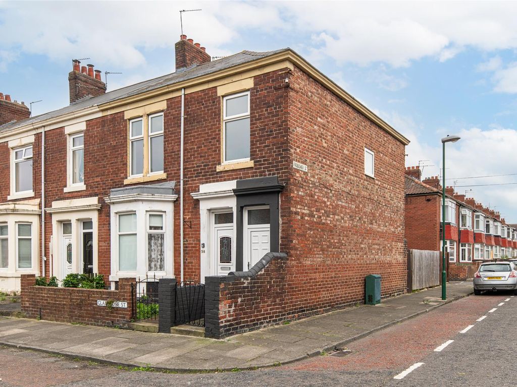 3 bed flat for sale in Gladstone Street, Hebburn NE31, £90,000 - Zoopla
