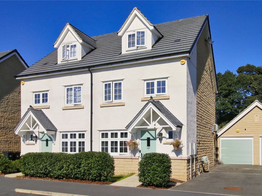 New Home 4 Bed Semi Detached House For Sale In Bletchley Road
