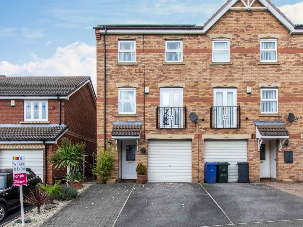 3 bed town house for sale in Howell Gardens, Thurnscoe, Rotherham S63 ...