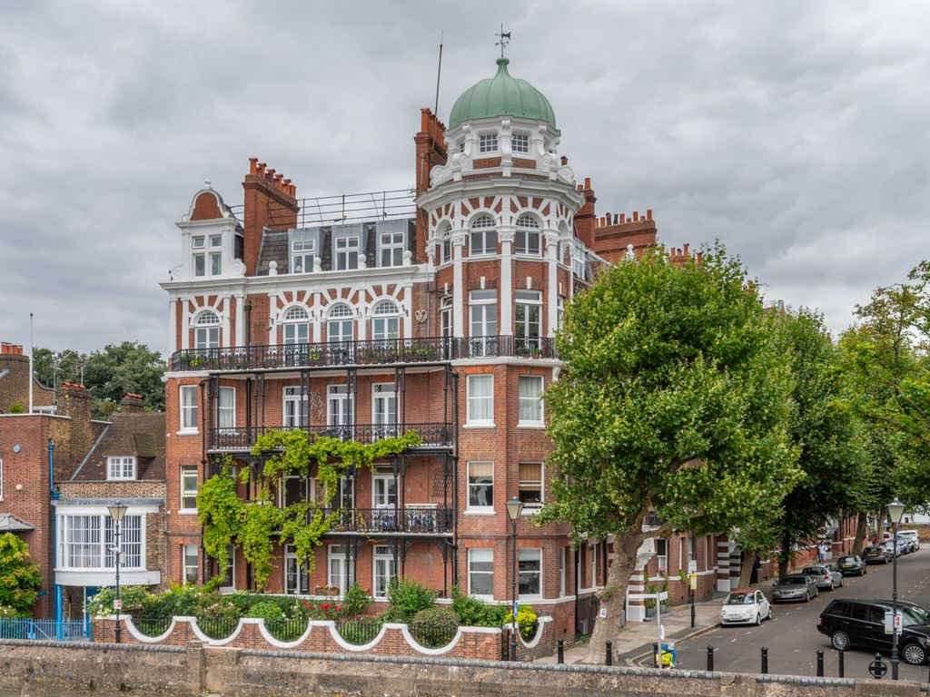 1 bed flat for sale in Hammersmith Bridge Road, London W6 - Zoopla