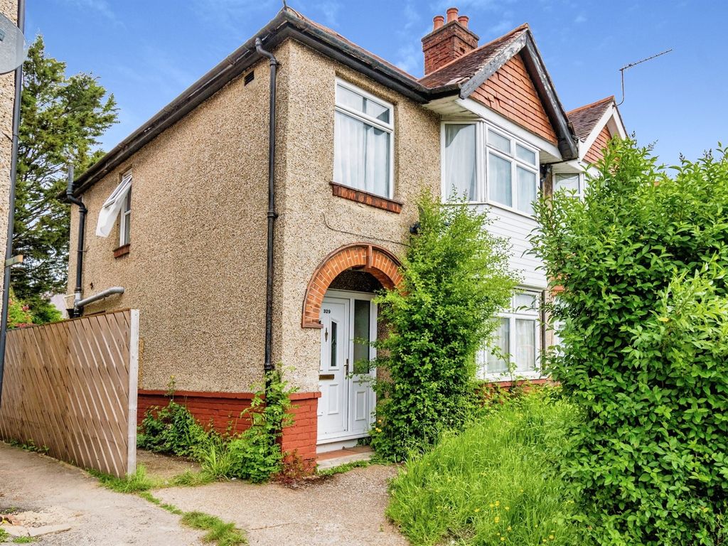 4 Bed Semi Detached House For Sale In Burgess Road Southampton So16