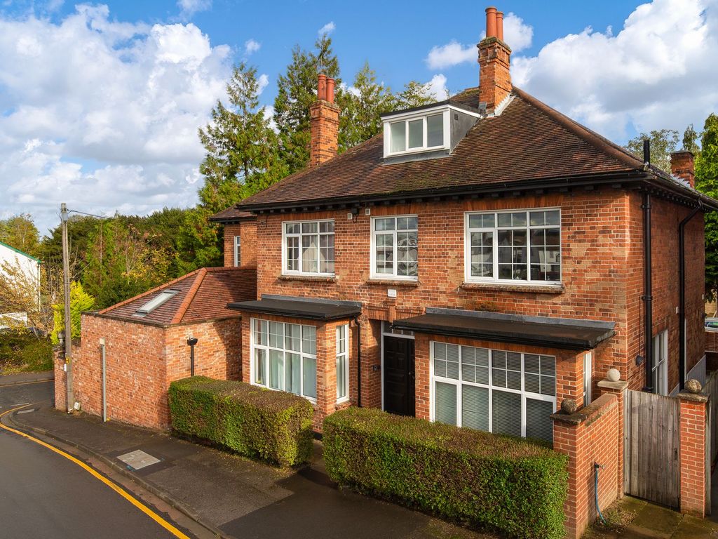 Studio to rent in The Warren, Royston SG8, £650 pcm - Zoopla