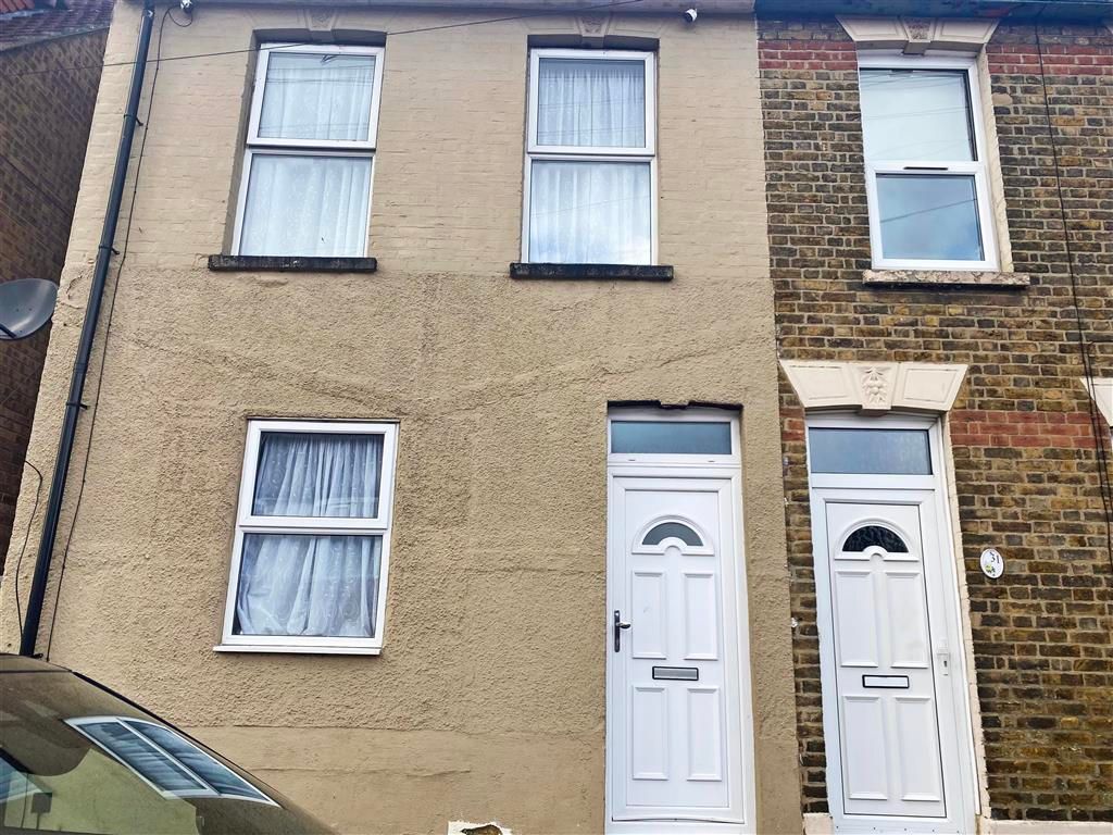 3 Bed End Terrace House For Sale In Montfort Road Strood Rochester