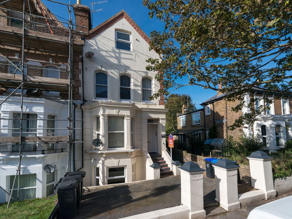 1 bed flat for sale in North Avenue, Ramsgate CT11, £135,000 - Zoopla