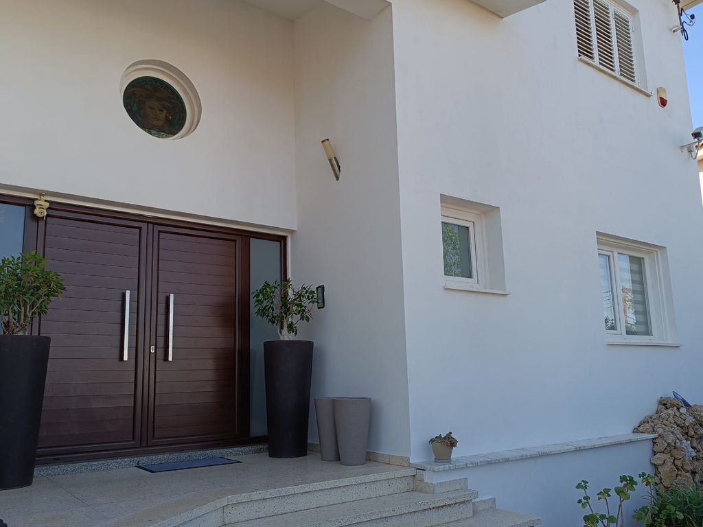 4 bed villa for sale in Akaki, Nicosia, Cyprus, £326,476 - Zoopla