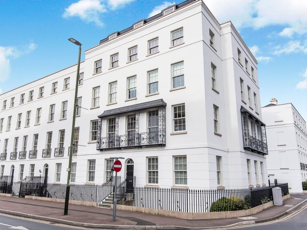2 bed flat for sale in Regency Place, Cheltenham GL52, £319,995 - Zoopla