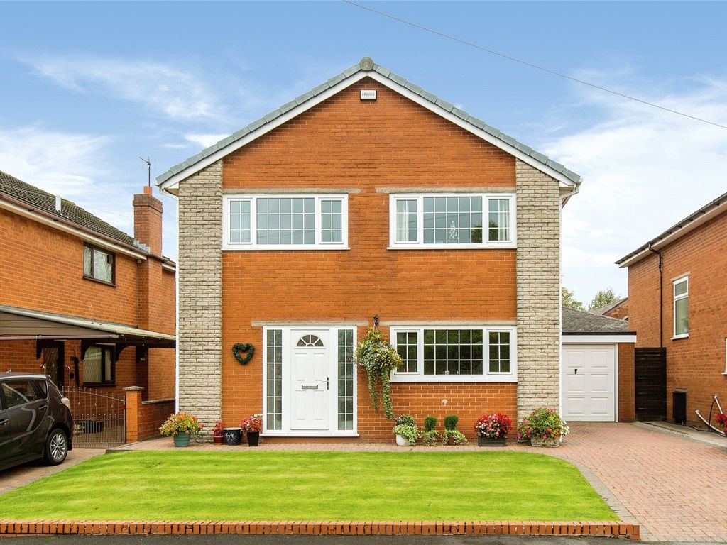 4 Bed Detached House For Sale In Merton Avenue Fulwood Preston Pr2 £