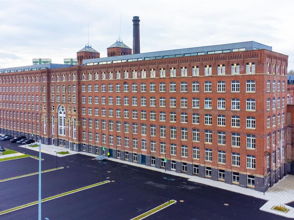 2 bed flat to rent in Water Street, Stockport SK1, £1,100 pcm - Zoopla