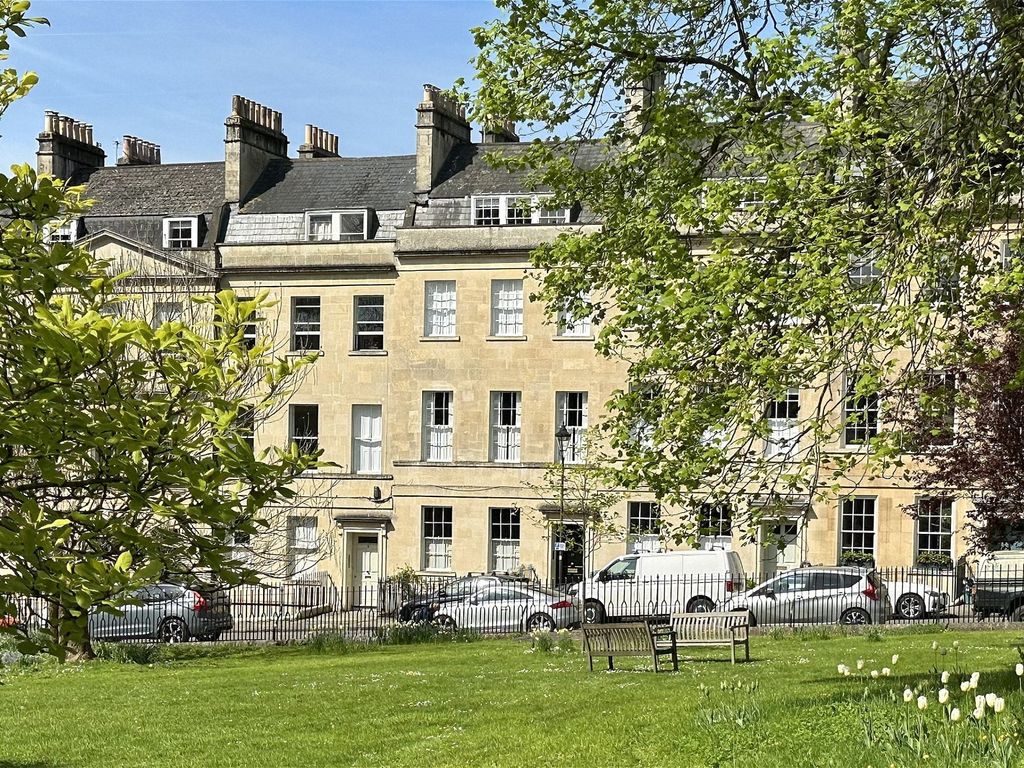 4 bed terraced house for sale in St. James's Square, Bath BA1 - Zoopla