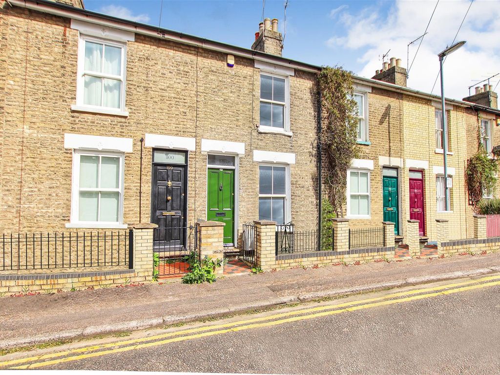 2 bed terraced house to rent in Hertford Street, Cambridge CB4, £1,900 ...