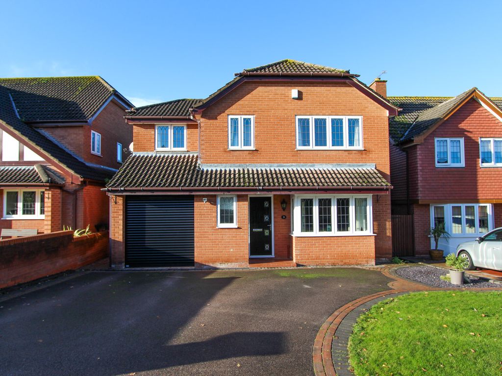 4 Bed Detached House For Sale In Moat Drive Drayton Bassett Tamworth