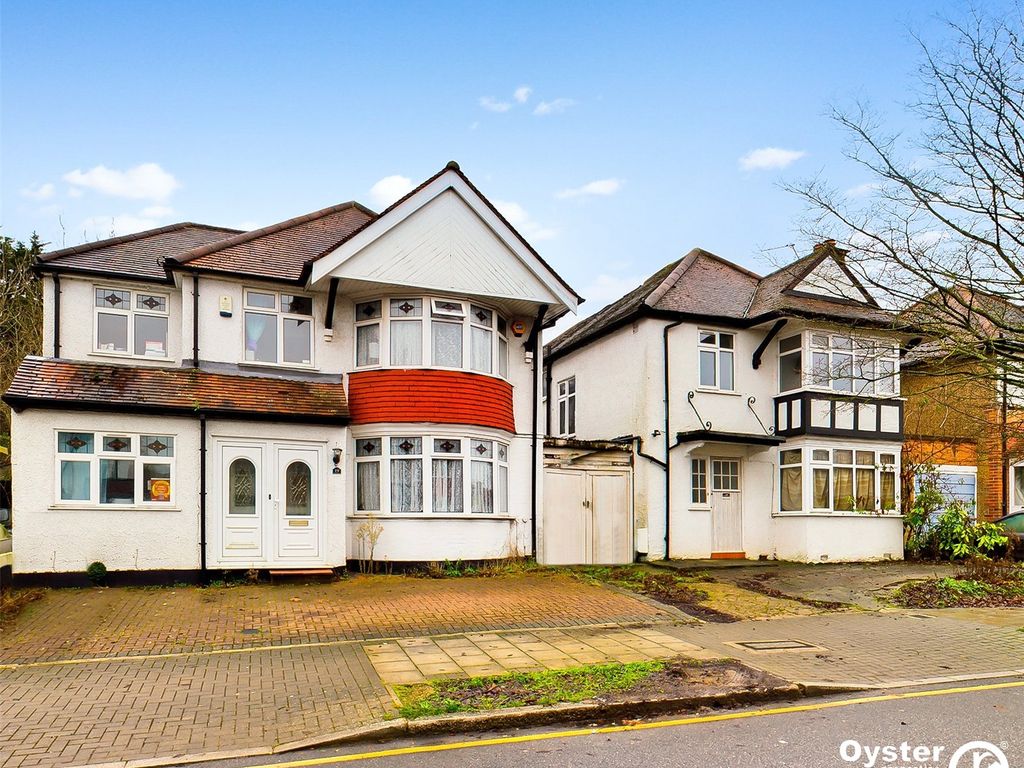 6 bed detached house for sale in Kings Way, Harrow HA1 - Zoopla