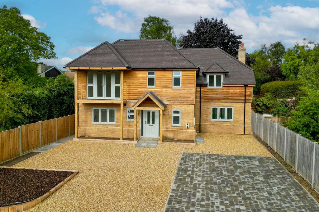 4 bed detached house to rent in Totts Lane, Walkern, Stevenage SG2 - Zoopla