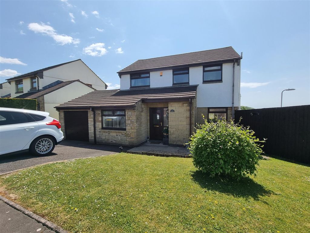 4 bed detached house for sale in Bryngwyn, Skewen, Neath SA10 - Zoopla