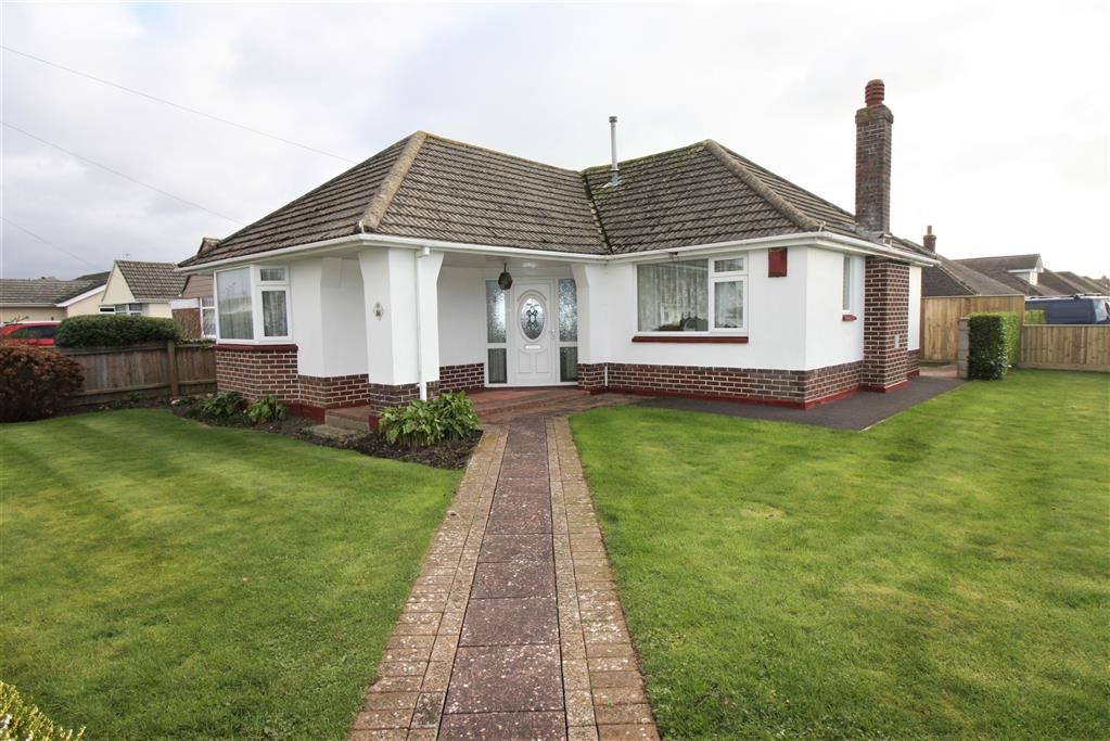 2 Bed Detached Bungalow For Sale In Chiltern Drive Barton On Sea Bh25