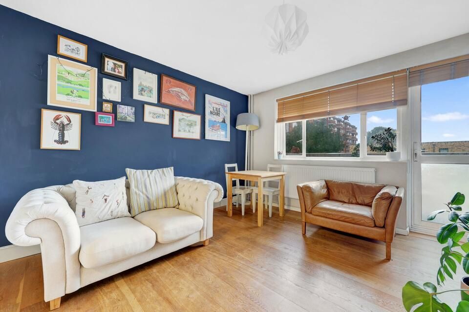 2 bed flat for sale in Lindley Street, London E1, £400,000 - Zoopla