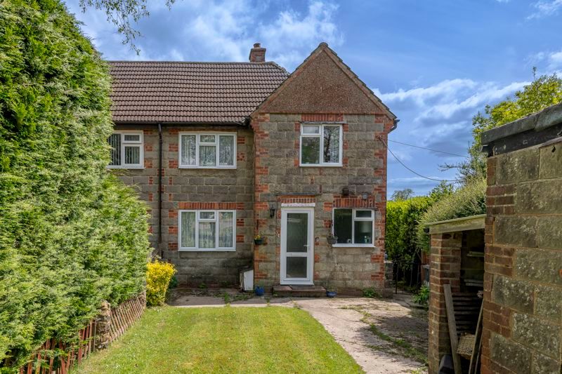 3 Bed Semi Detached House For Sale In Swaylands Avenue Crowborough Tn6
