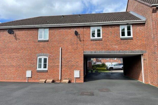 1 bed flat to rent in Woodchat Court, Chorley PR7, £600 pcm - Zoopla