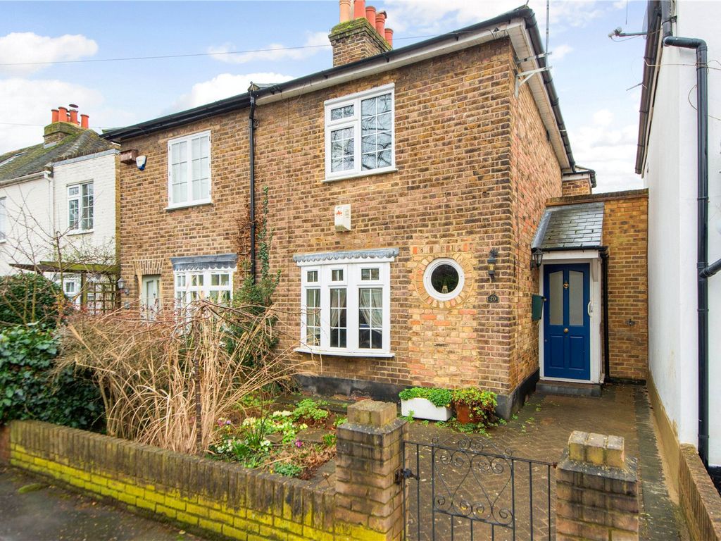 3 Bed Terraced House For Sale In Fourth Cross Road Twickenham